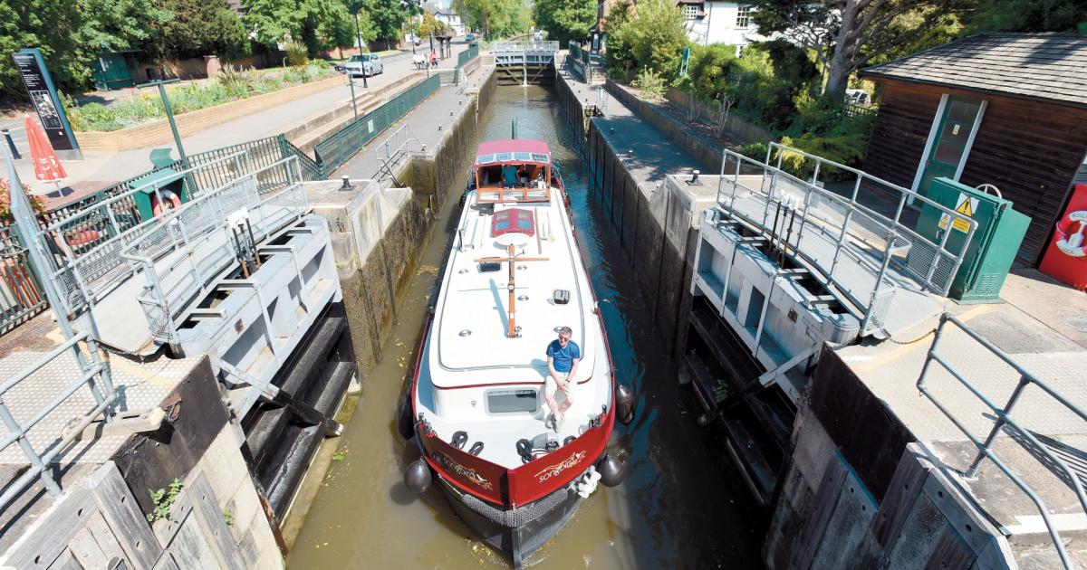River Thames weir and lock keepers to strike over safety concerns ...