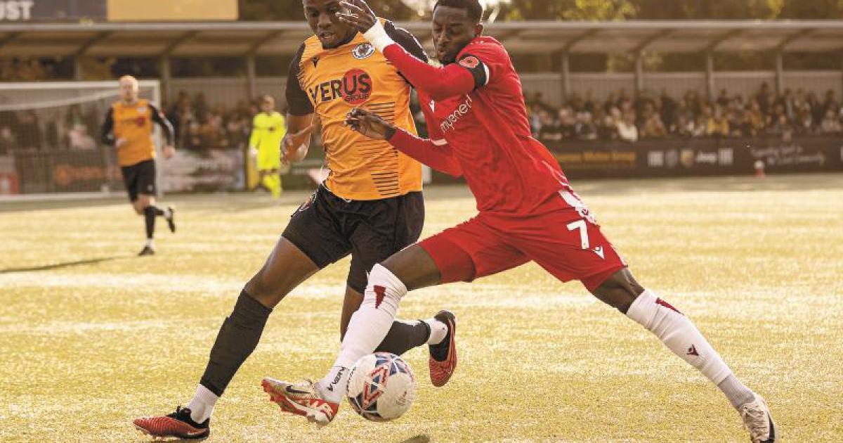 Slough Town brought down to earth by Welling United's injury-time ...