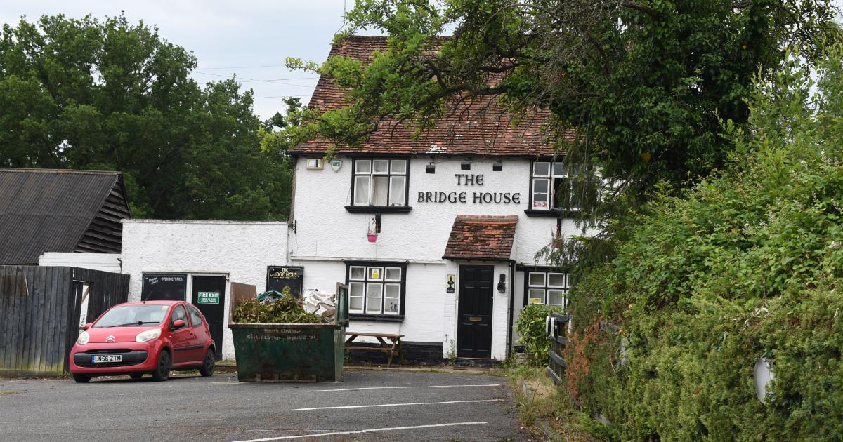 Council rejects bid to turn Paley Street pub into house - Windsor Express