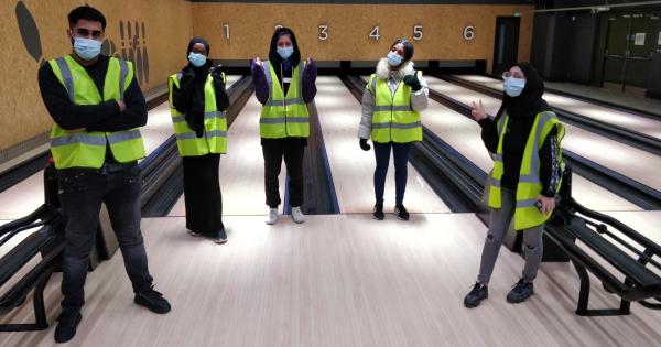 Aik Saath volunteers support coronavirus vaccination rollout in Slough ...