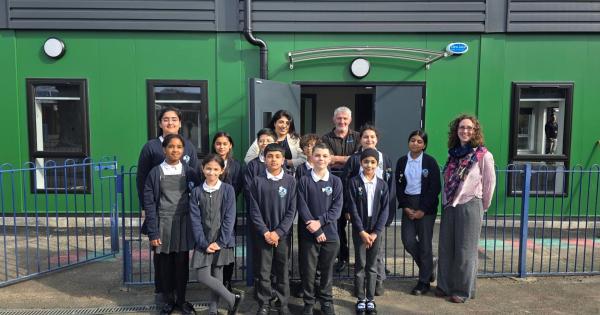 New performing arts facilities open to 'modernise' Slough primary ...