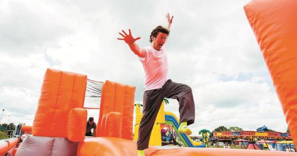 Labyrinth Challenge's 1,000ft inflatable obstacle course coming to ...