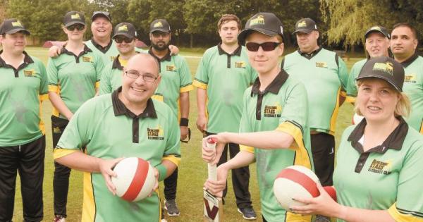 Advertiser grant helps Berkshire Stags Cricket Club buy new kit - Photo ...