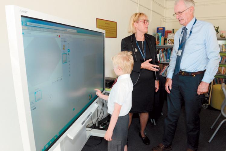 'Cutting edge' information centre opened at Larchfield Primary School ...