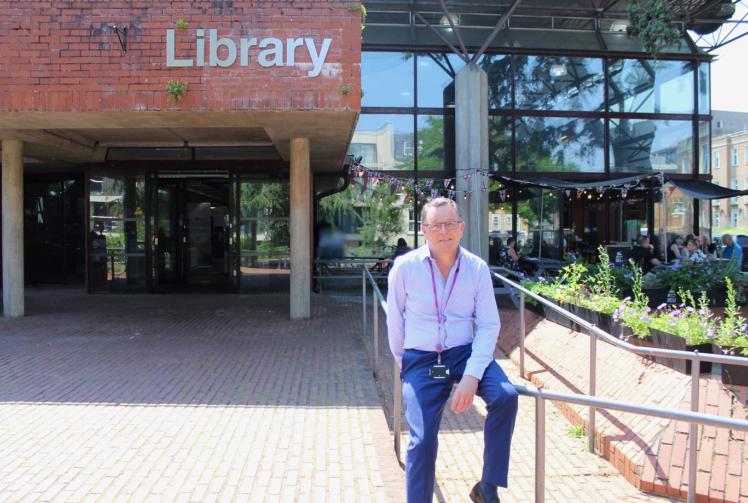 Maidenhead Library celebrates long standing employee for 50th ...