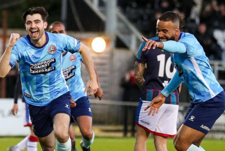 Live blog: Maidenhead United 2-1 Gateshead - Windsor Express