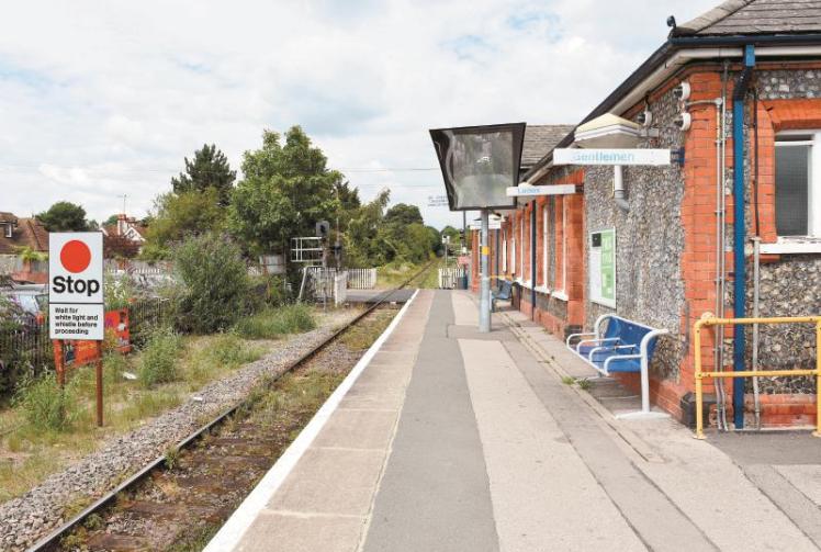 Parish councillors remain unimpressed after Cookham station waiting ...