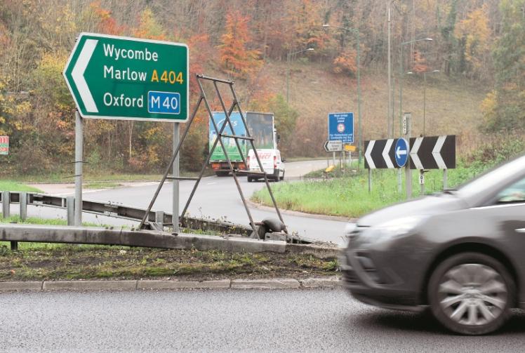 A404 to close in both directions over the weekend - Photo 1 of 1 ...