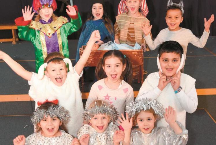 Oakfield pupils delight audience with nativity production - Photo 1 of ...