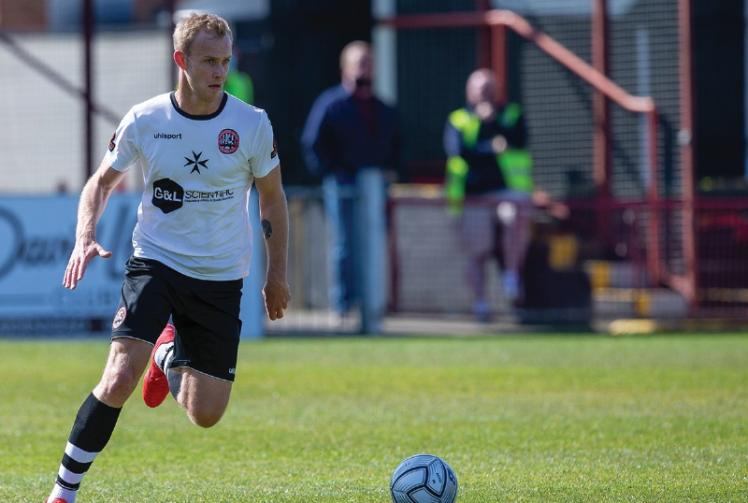 Sam Barratt 'chasing down' teammate for Maidenhead United's golden boot ...