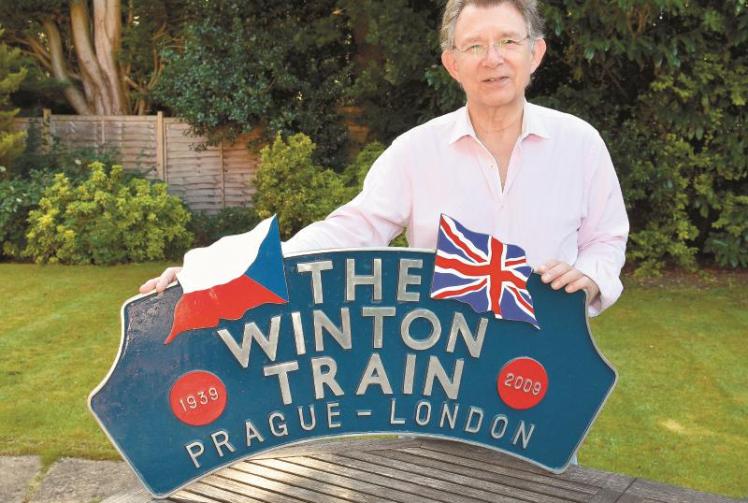 Sir Nicholas Winton film 'brought tears to my eyes', says son - Photo 1 ...